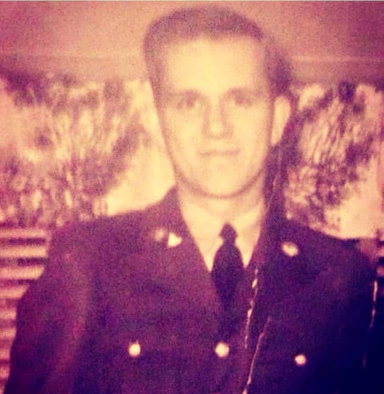 My favorite veteran: His flag is folded but his legacy stands tall ...